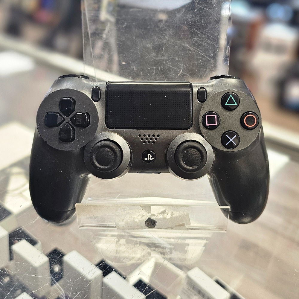 Pre-owned PS4 Official Dual Shock 4 Steel Black Controller (V2) - Own4Less